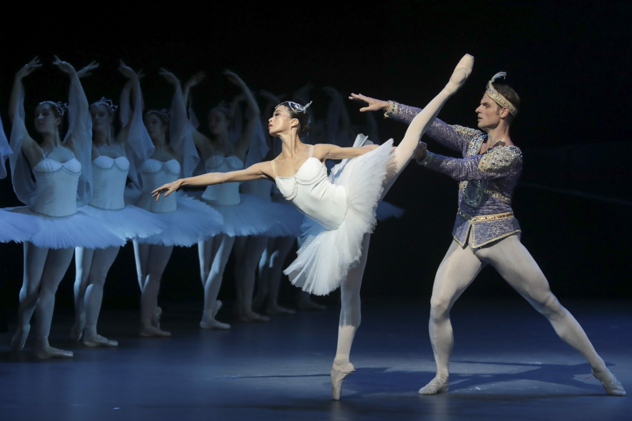 Royal Ballet London Dancers Perform La Bayadère Gala in Brno